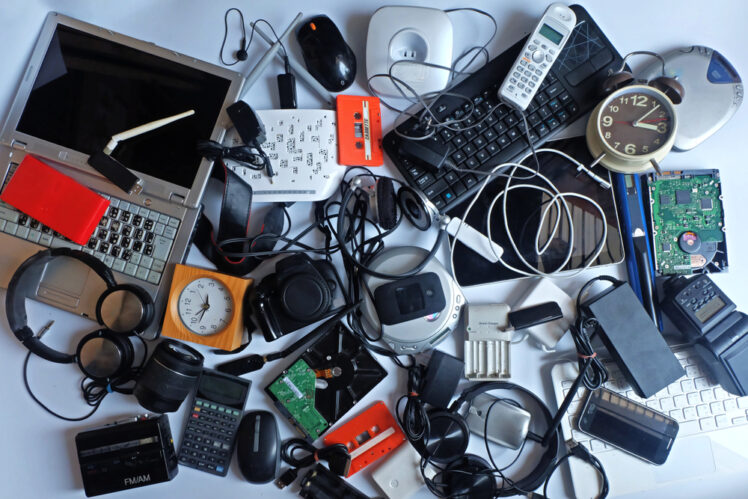 Things You Need to Know When Recycling Your Electronics - The Frisky