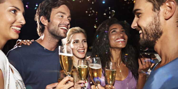 7 Best Places That Are Good for Singles in London - The Frisky