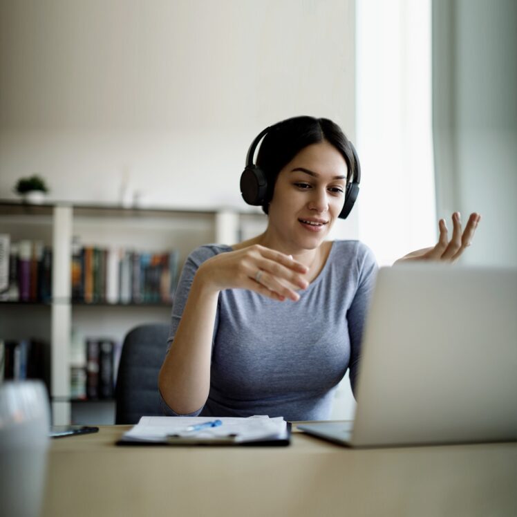 3 Ways Technology Can Help You Keep Your Best Remote Employees - The Frisky