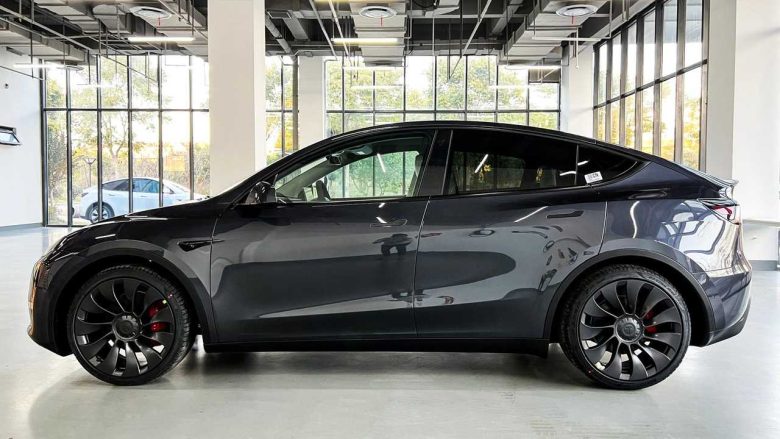 Tesla: Not Just a Man’s Car - The Frisky
