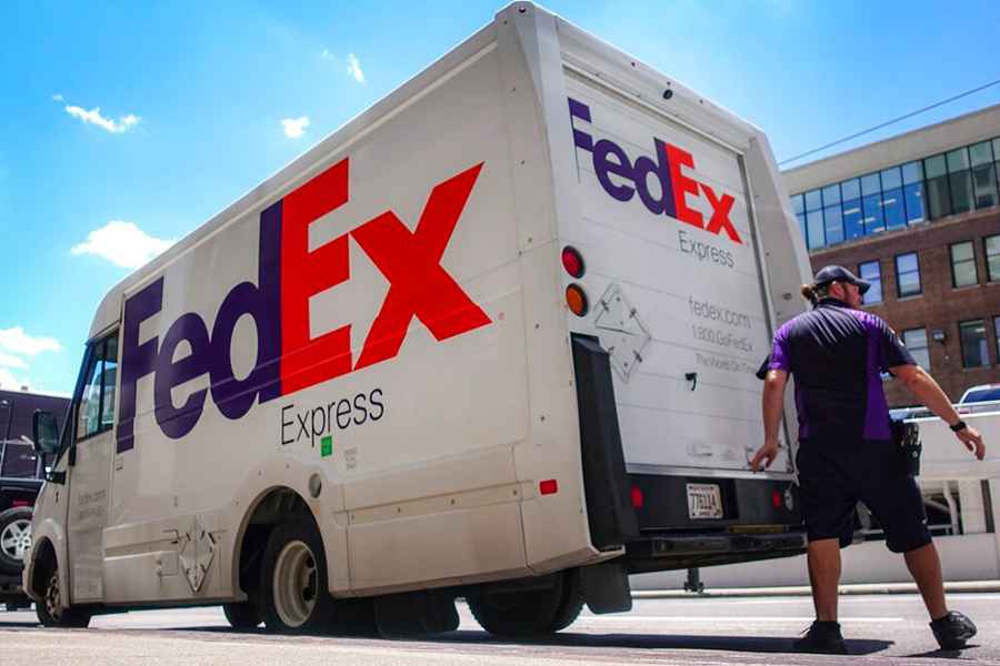 Considering Selling Your FedEx Route? Consider These 5 Factors First ...