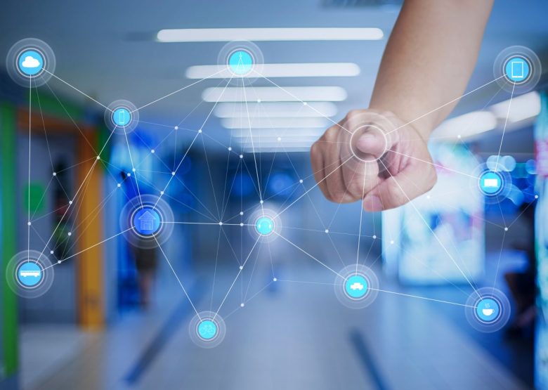 Reasons to Have a Community Around Your Brand - The Frisky