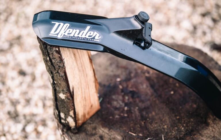 MTB Rear Mudguard: A New Way To Stay Clean On The Trail - The Frisky
