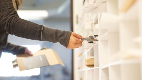 The Fundamental Merits Of Cut And Stack Labels - The Frisky