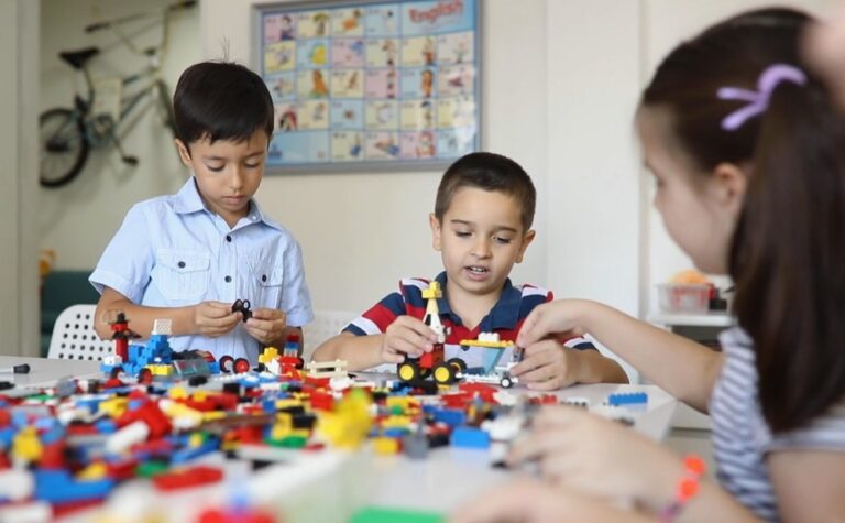 Fun Games To Play With Three People - Have Fun With Your Friends!