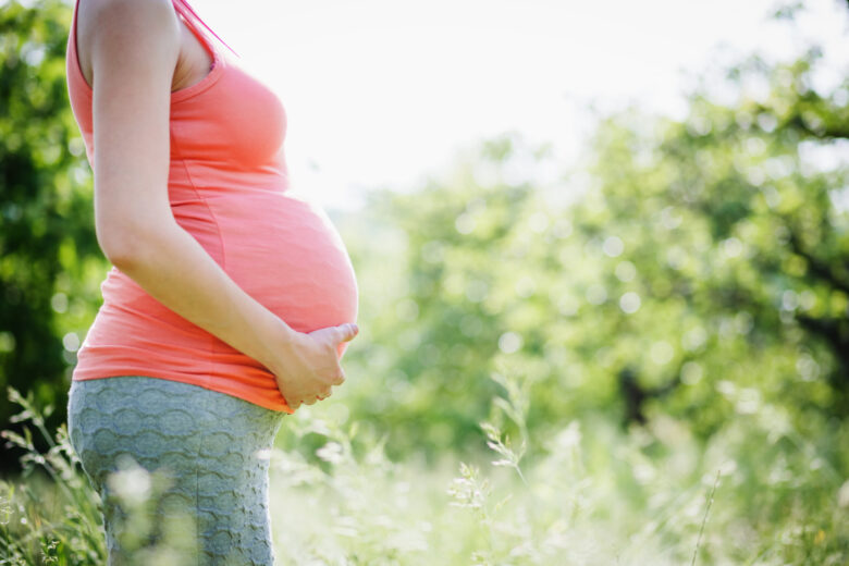 What To Wear During Your Maternity Period? A Fashion Guide - The Frisky