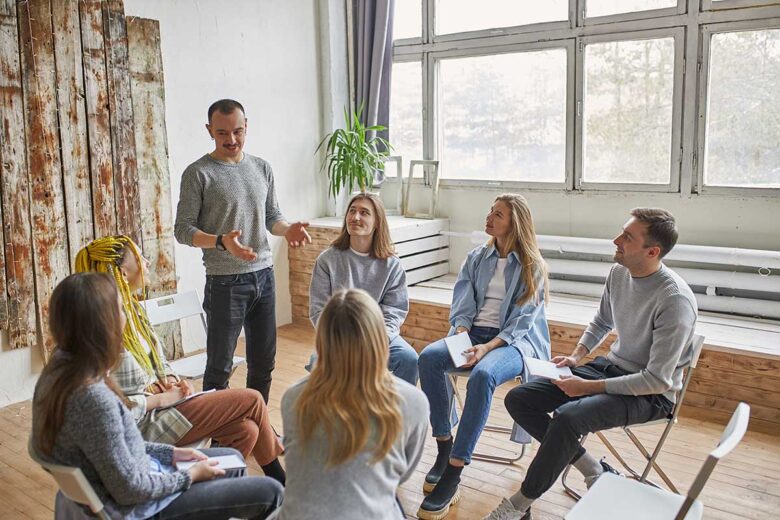 7 Benefits Of Support Groups For Those Suffering From Alcohol Addiction ...