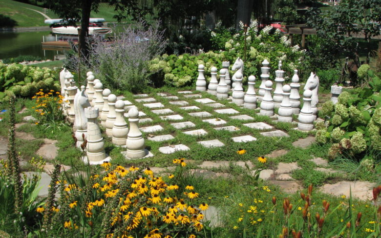 Add Style to Your Garden - The Frisky