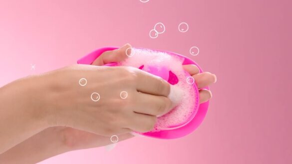 How to Clean Your Makeup Sponge: 10 Easy Methods