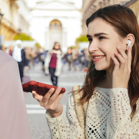 How Do Translator Earbuds Work? Decoding the Technology Behind - The Frisky