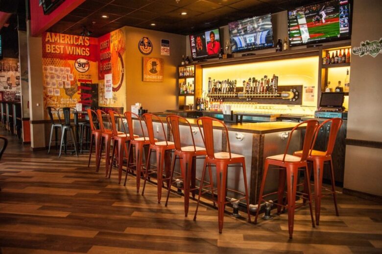 The Top Restaurant Franchises To Own In 2025 - The Frisky